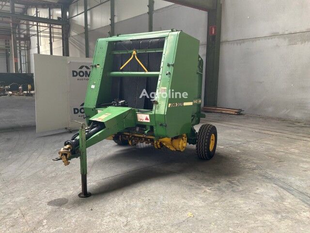 Prodaje se John Deere 540 balirku za okrugle bale na aukciji