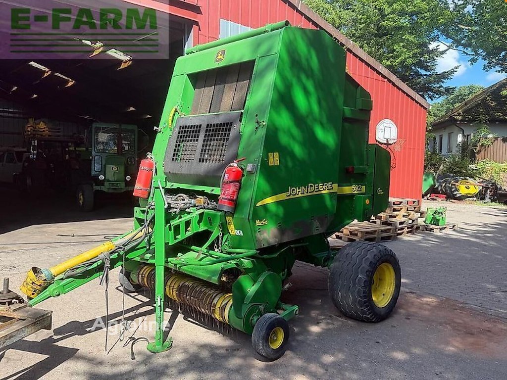 John Deere 592 maxi cut balirka za četvrtaste bale