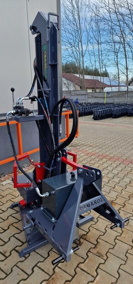 Novi Demarol Holzspalter / Log splitter / Fendeuse / Spaccalegna cepač drveta