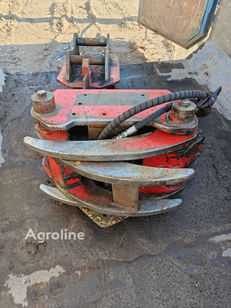 Skorpion 3010 hvataljka za trupce