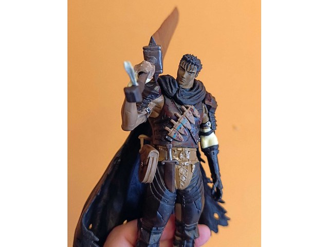 BERSERK VELIKA FIGURA