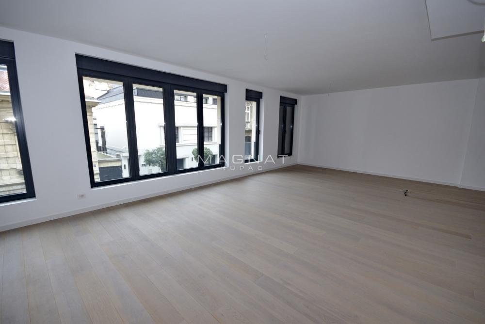 Gospodar Jovanova, Četvorosoban stan na prodaju, 153m2, 1.141.000€