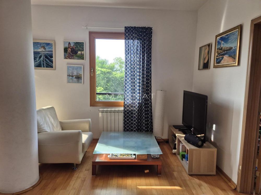 Dalmatinska, Stan za izdavanje, 510m2, 3.900€