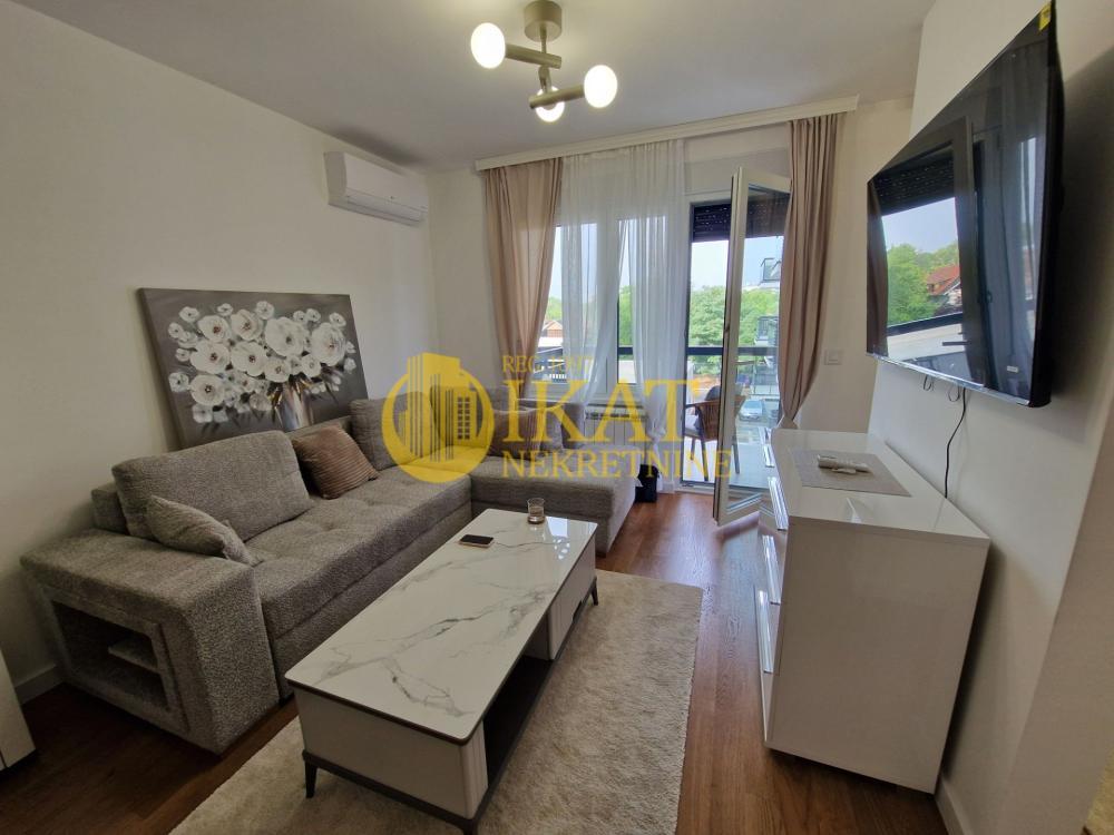 Cara Dušana, Dvosoban stan za izdavanje, 58m2, 700€