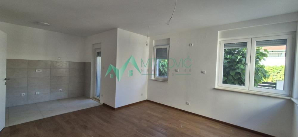 Dvosoban stan na prodaju, 48m2, 135.960€