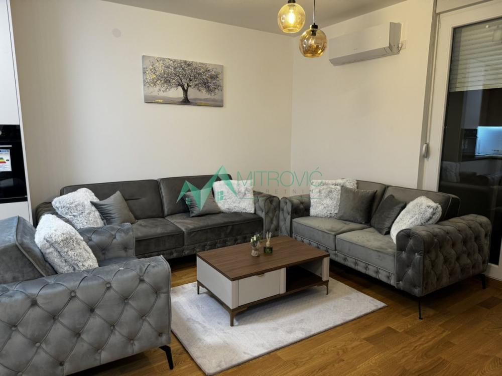 Dvosoban stan za izdavanje, 50m2, 550€
