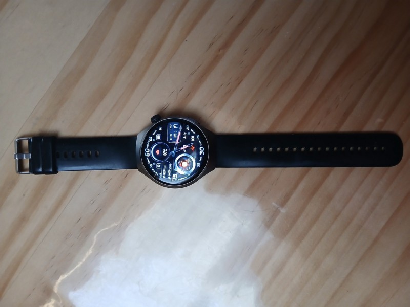 GT4 Pro Smartwatch