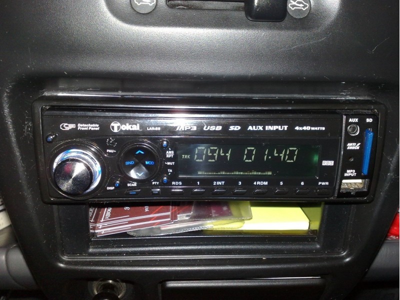 TOKAI MP3 auto radio plejer - USB+SD 4 x 40w France