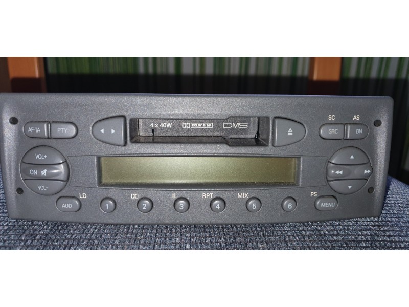 vrhunski Blaupunkt radio kasetofon DMS 169 CC + Dolby