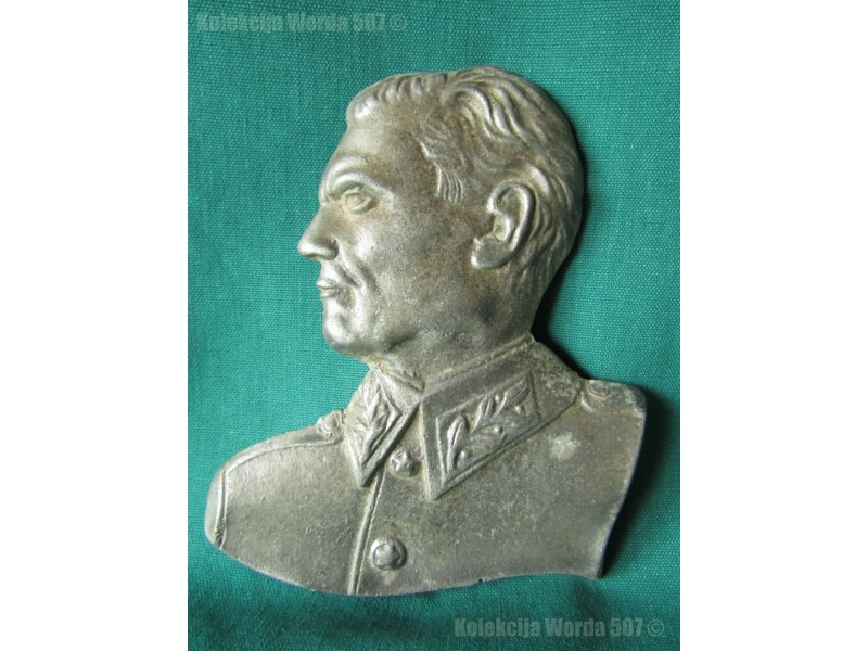 Zidna Reljefna Metalna Plaketa Profil Josip Broz Tito