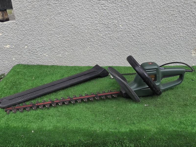 Testera black&decker za zivu ogradu