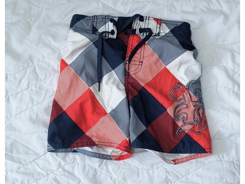 H&M šorc za 2-4 godine