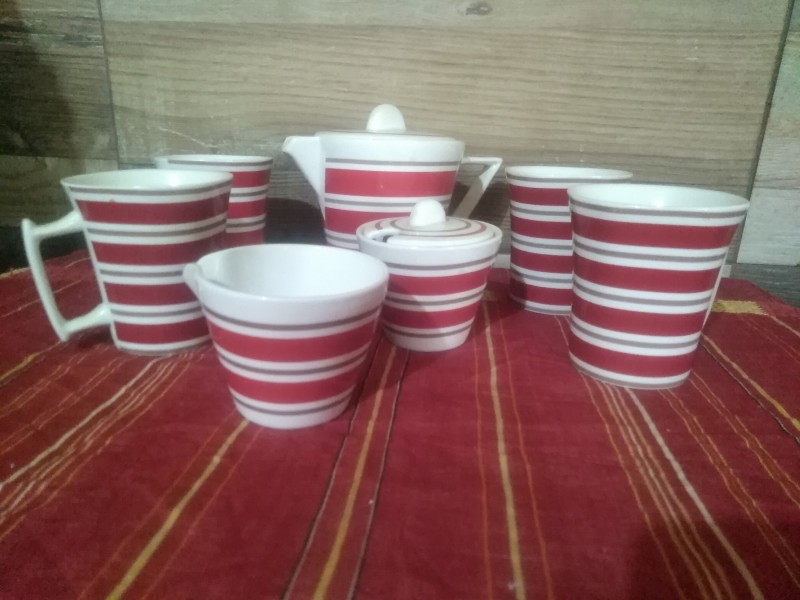 nov markirani servis za kafu- art craft