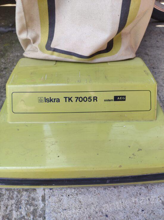 Usisivač Iskra TK 7005 R – AEG sistem, ispravan, retro