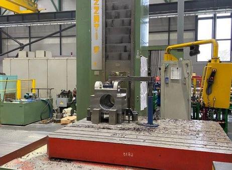 CNC Mašina za bušenje stolnog tipa Lazzati HB130T