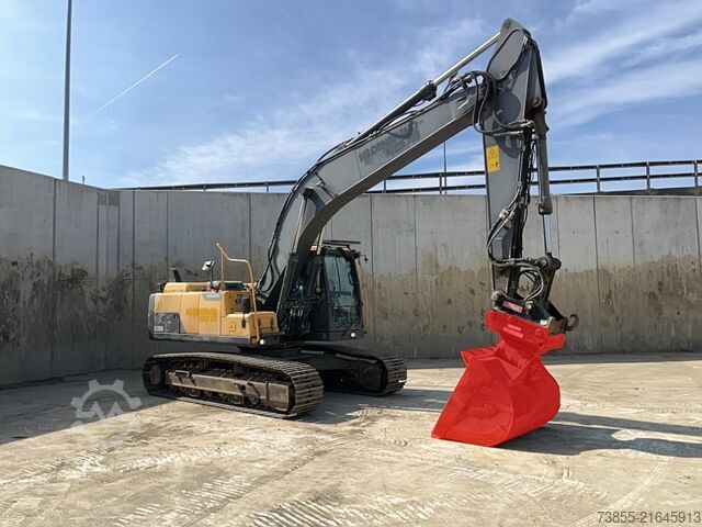 Lančani bager
Volvo EC220DL without bucket without Oilquick
