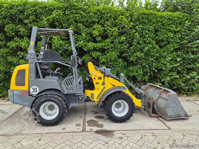 Utovarivač
WACKER NEUSON WL25