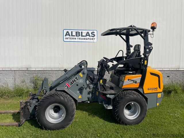 Punilac
Giant G2500HD Xtra kniklader topstaat!