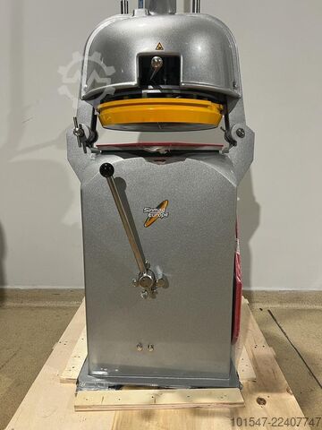 Poluautomatska pregrada
Sinmag SM 4-30
