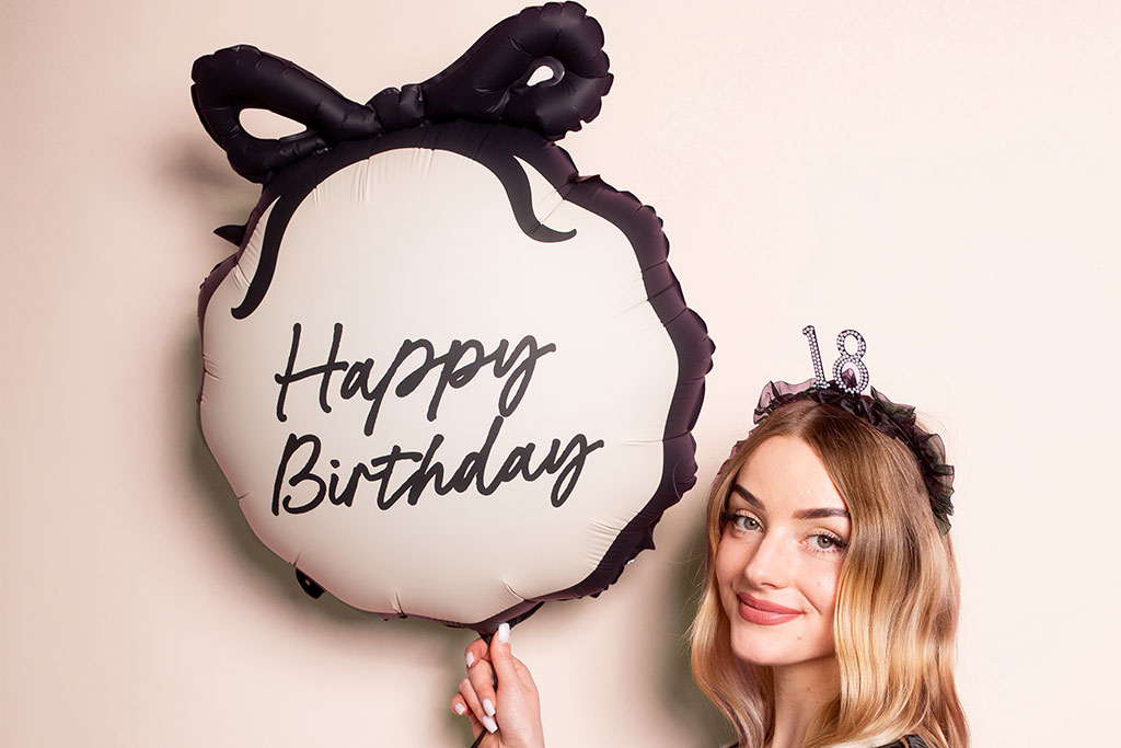 HAPPY BIRTHDAY – 47CM
