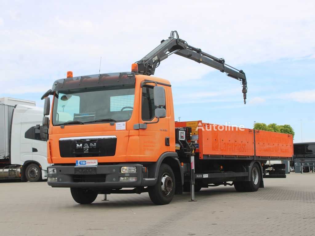MAN TGL 12.220 kamion s ravnom platformom
