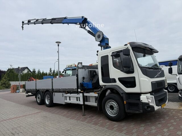 Volvo FE 320 kamion s ravnom platformom