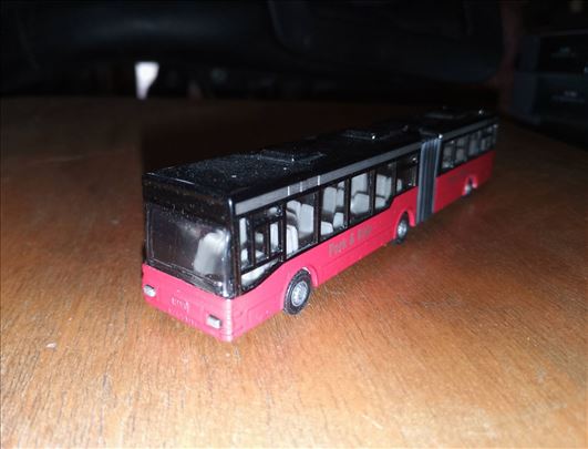 Novo Zglobni autobus