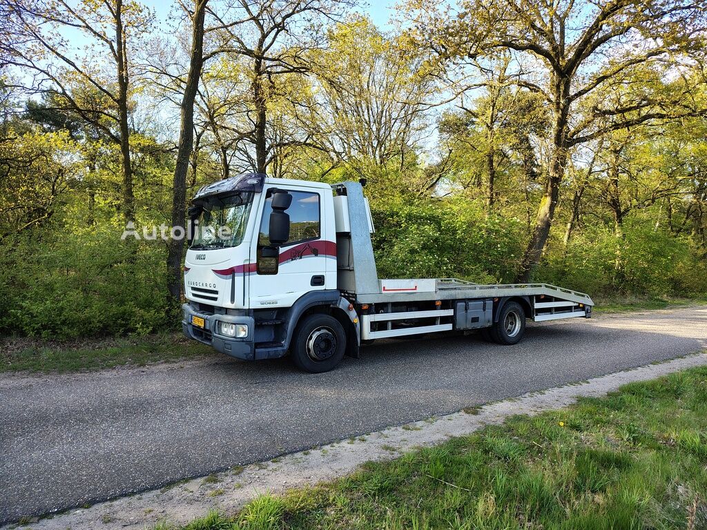 IVECO Euro cargo ml120e25 autotransporter