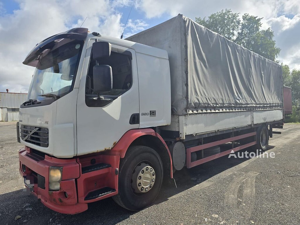 Volvo FE 320 kamion s ceradom