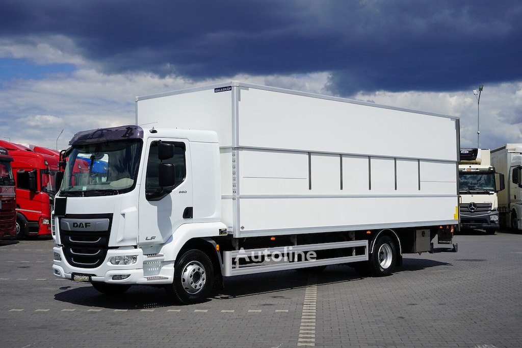 DAF LF / 260 / EURO 6 / ACC / IZOTERMA + WINDA / 18 PALET / ŁAD. 7 7 izotermni kamion