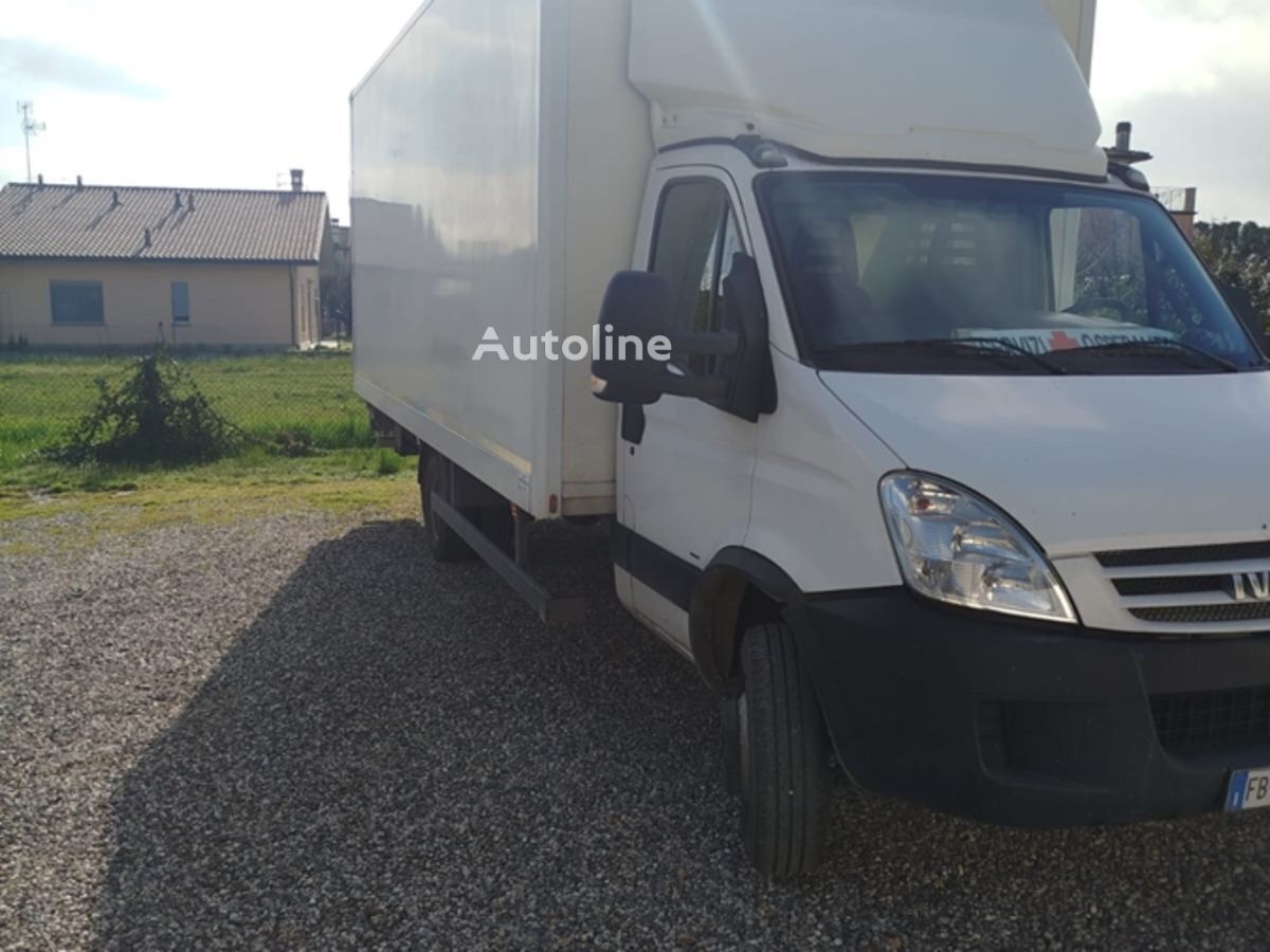 IVECO DAILY 65 kamion furgon < 3.5t