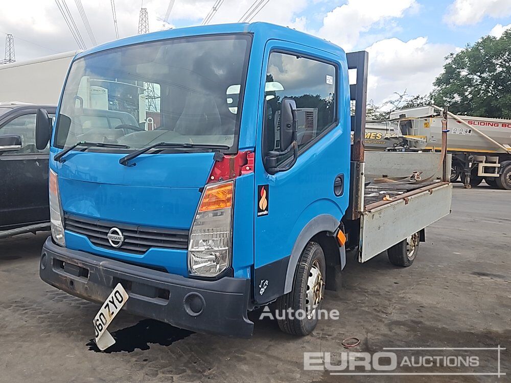 Prodaje se Nissan Cabstar kamion s ravnom platformom < 3.5t na aukciji