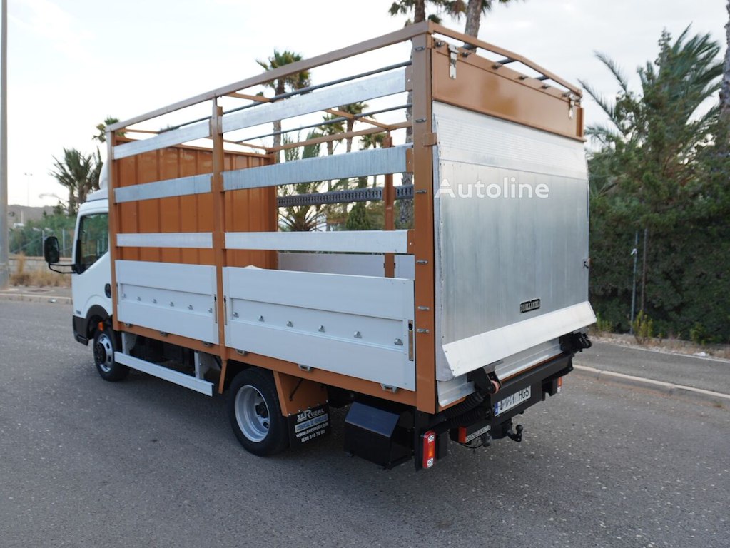 Nissan Cabstar 45.15 Pta. elevadora kamion s ceradom < 3.5t