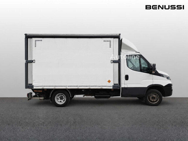 IVECO Daily 35C15 kamion s zavesom < 3.5t