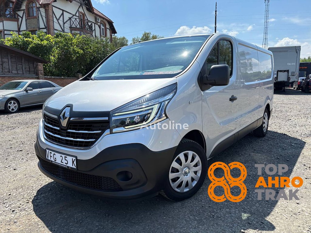Renault T-series minibus furgon