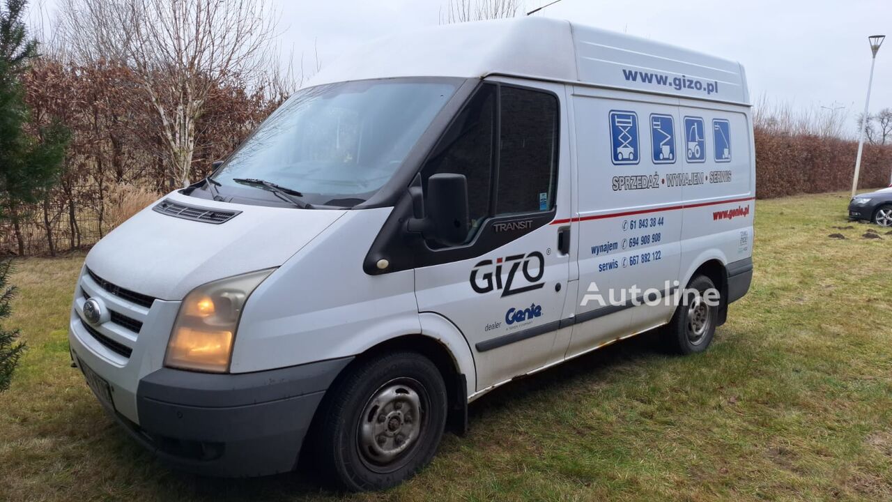 Ford Transit minibus furgon