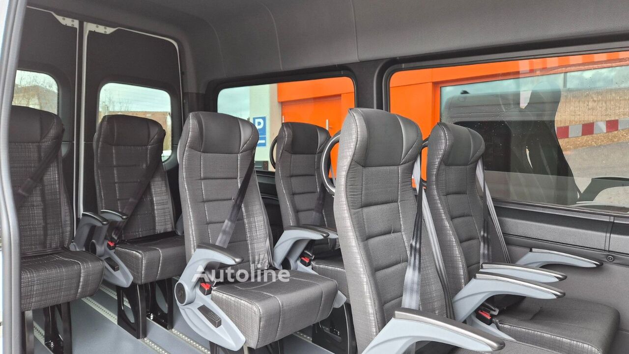 Novi Mercedes-Benz Sprinter putnički minibus