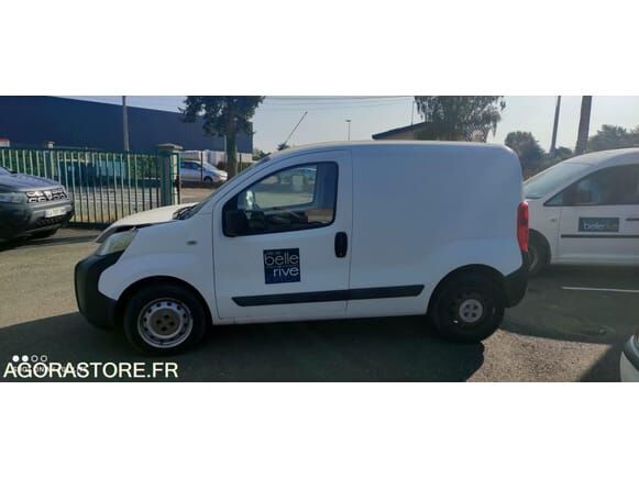 Prodaje se Peugeot BIPPER laki furgon na aukciji