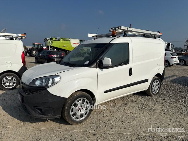 Prodaje se Fiat Doblo laki furgon na aukciji
