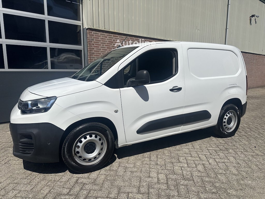 Citroen Berlingo 1.2 PureTech 130pk Benzine Aut. Airco,Cruise,Navi,Pdc laki furgon