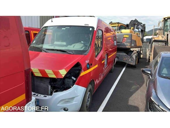 Prodaje se Renault MASTER vozilo hitne pomoći na aukciji