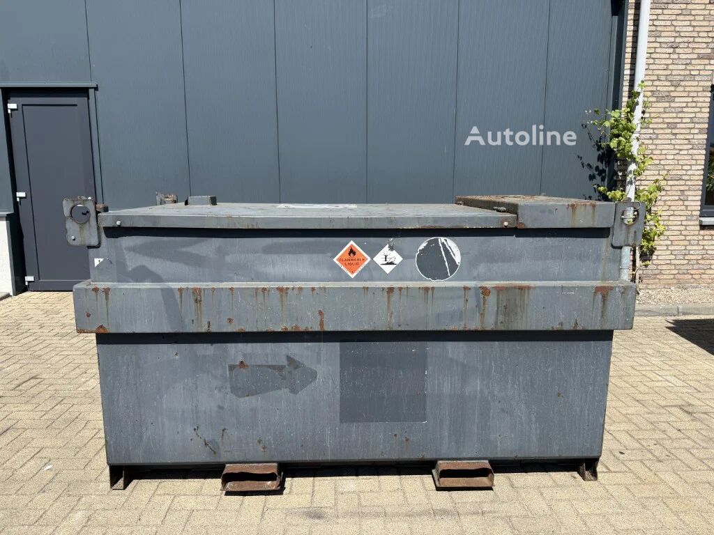 Kiwa IBC Steenbergen 2000 liter IBC Dieseltank Brandstoftank rezervoar za skladistenje goriva