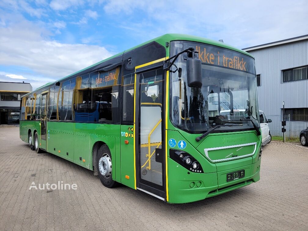 Volvo 7 UNITS B8R 8900 6x2 EURO6 prigradski autobus
