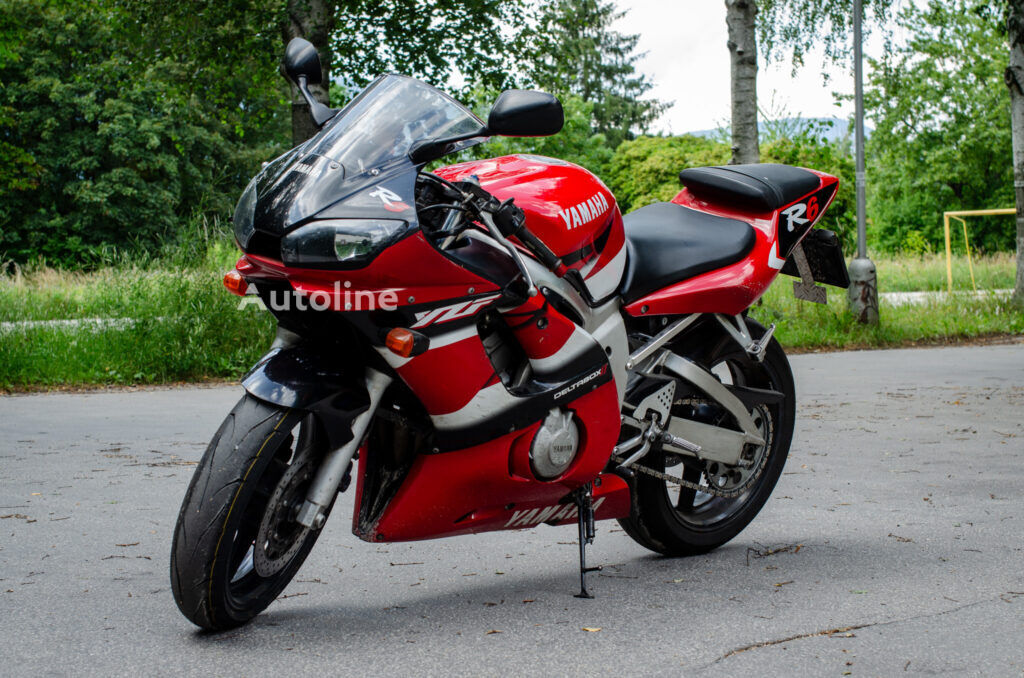 Yamaha YZF-R6 motocikl