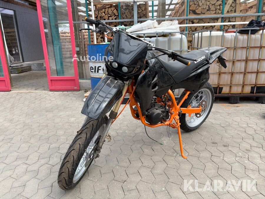 Prodaje se Suzuki SMX 50 motocikl na aukciji