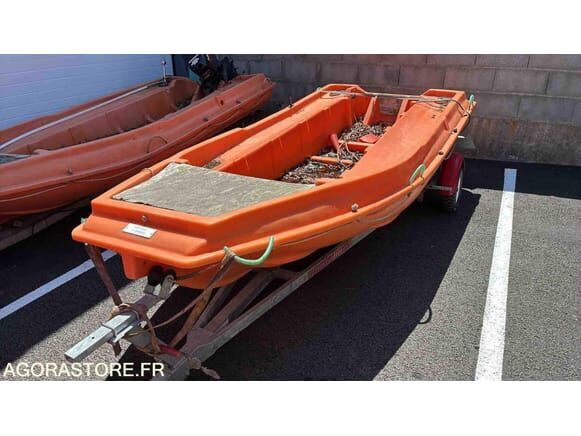Prodaje se Barque sur remorque - Jeanneau New matic - 1994 čamac na aukciji