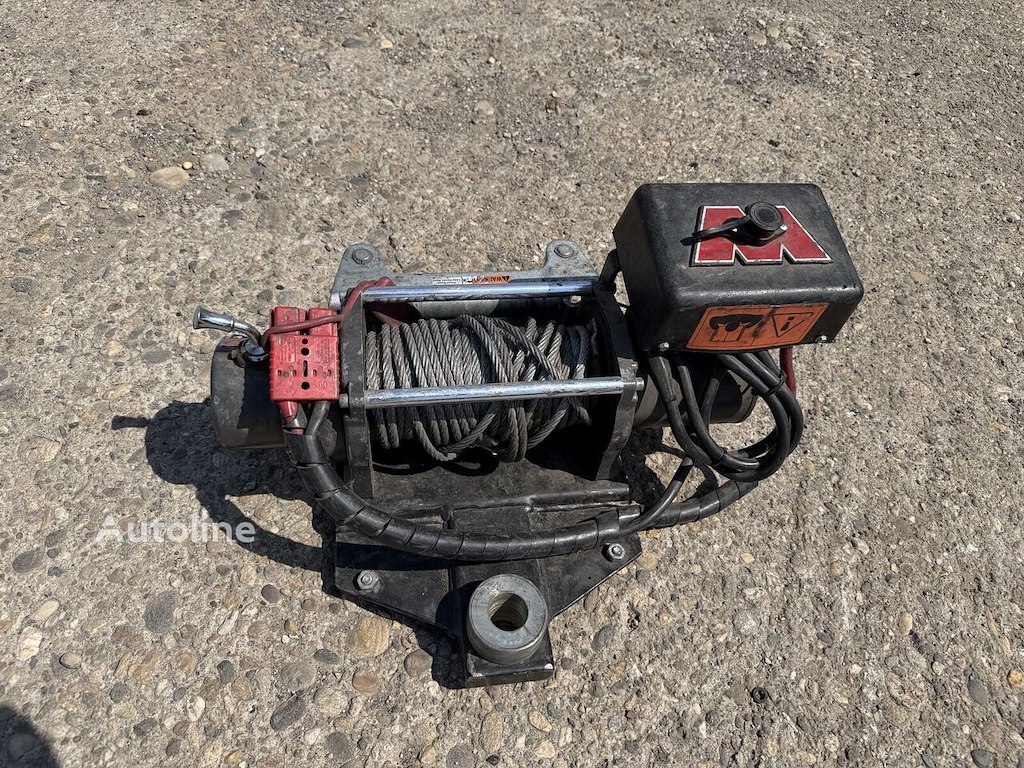 Bosch Naviják na auto BOSCH električno vitlo