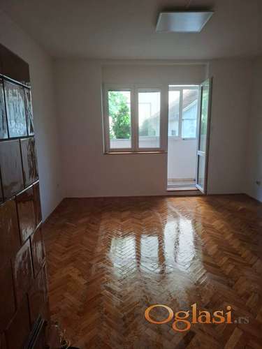 Dvoiposoban stan, Vojvode Stepe, 71 m2, kao stambeni/poslovni prostor, 550 €