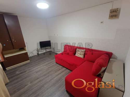 Izdaje se jednosoban stan kod Autobuske stanice u Nišu, 31m2