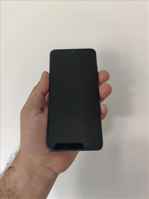Huawei P30 lite plavi